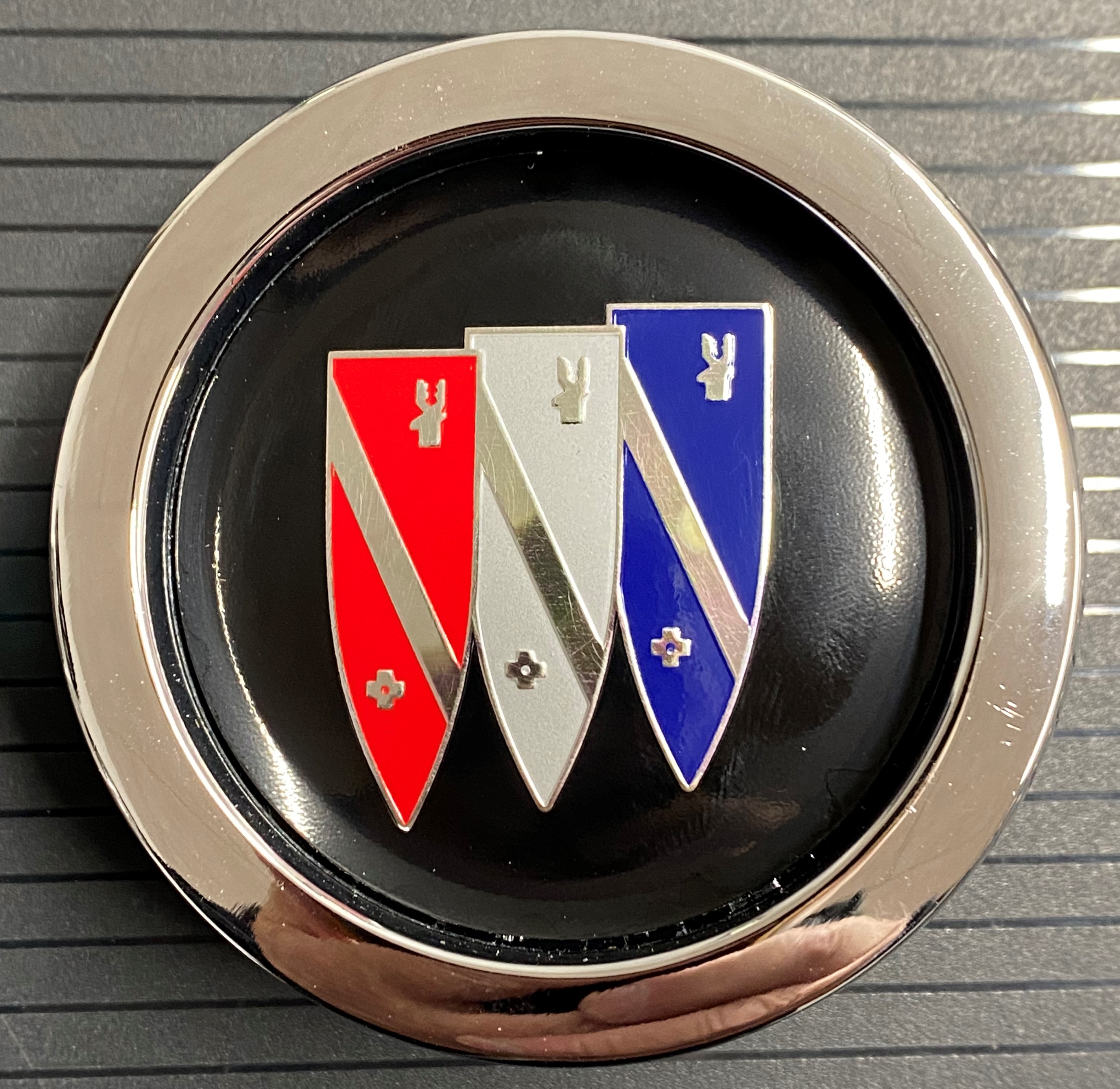 Buick Cap Tri Flags - TILBEHØR - Dækimporten v. Martin Boye