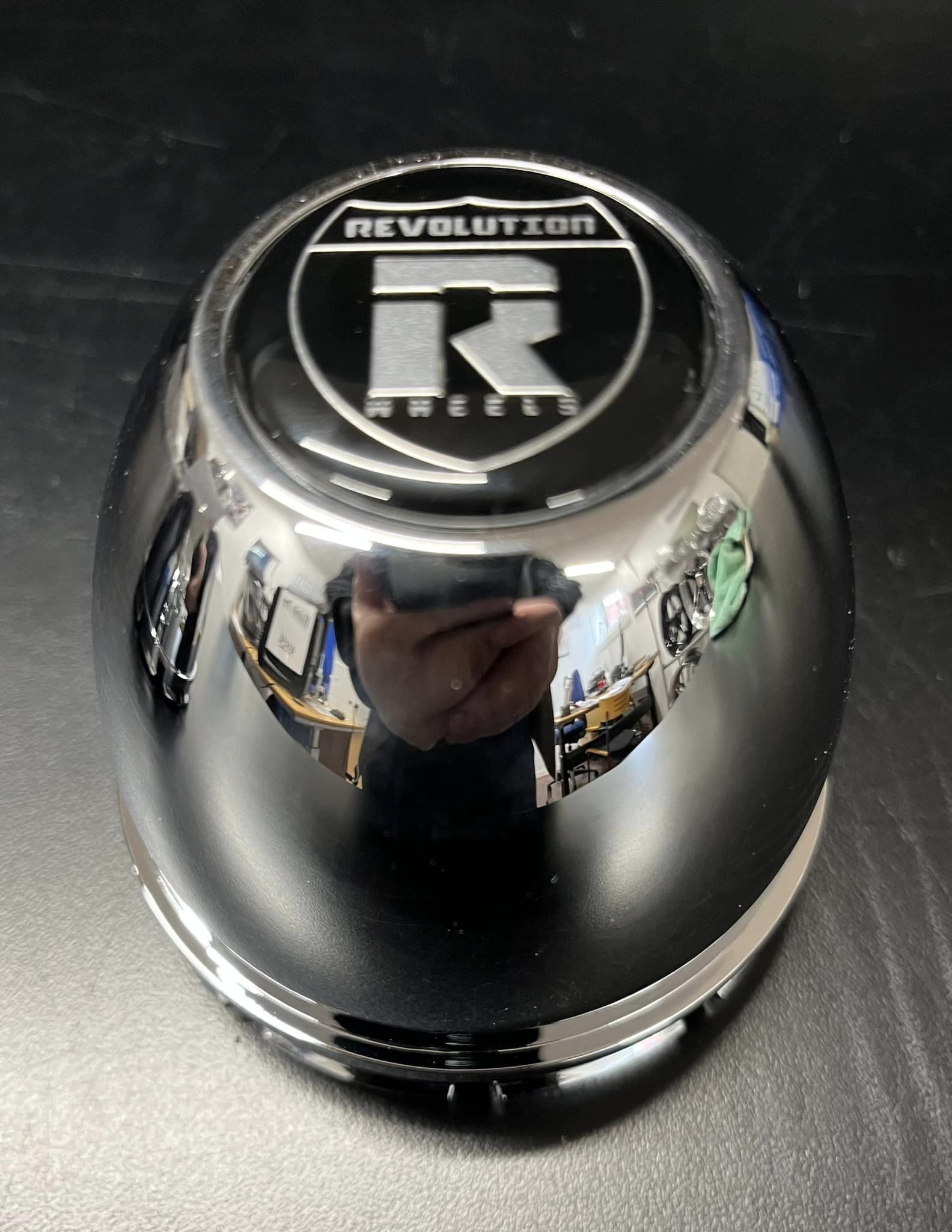 Revolution Classic Race center cap - TILBEHØR - Dækimporten v. Martin Boye