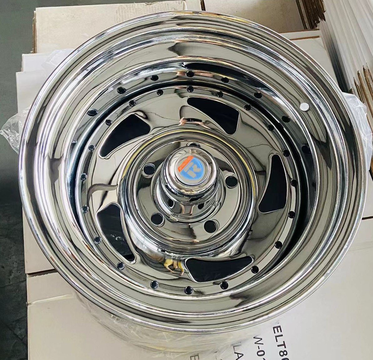 REVOLUTION BLADE CHROME STEEL 8x15, ET 0, CB 84, 5x127 - 5x127 Big GM ...